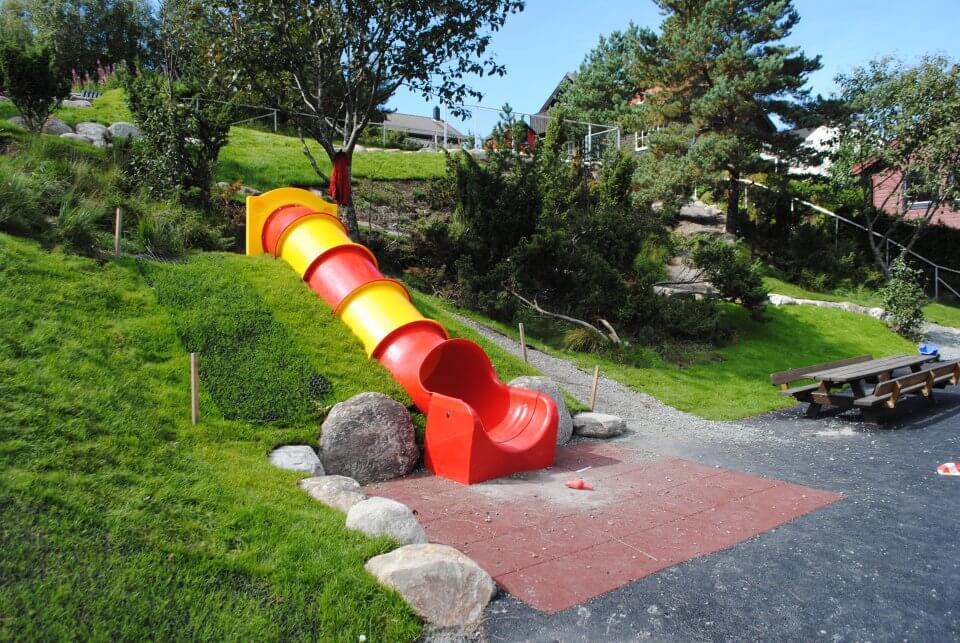 Tunnelrutsjebane terreng Art. 1022 - Hjem - Norsk Lek og Park