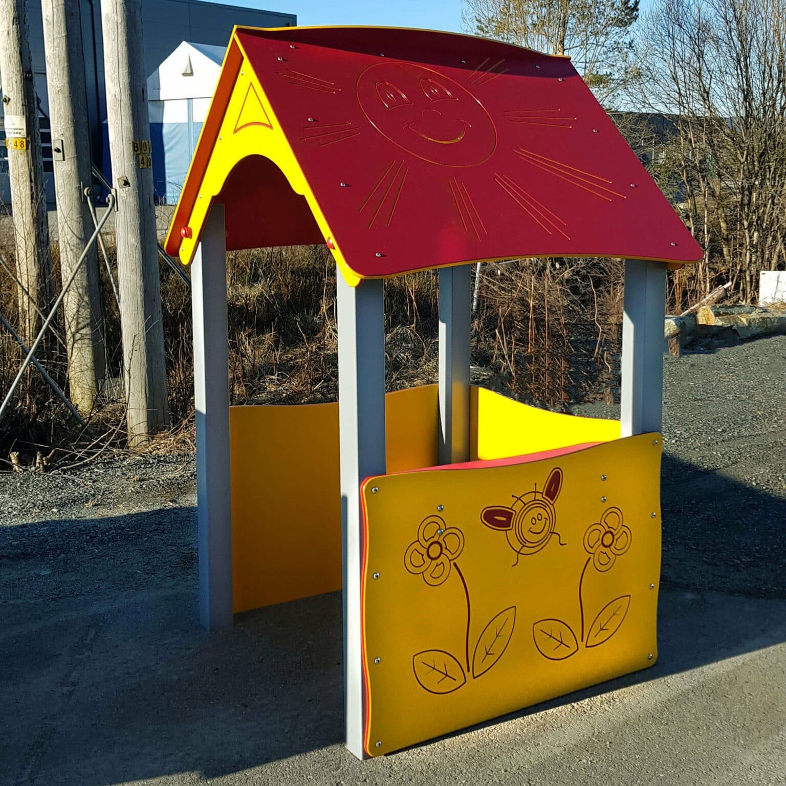 Lekehus Cecilie tilpasset lekeplasser - Norsk Lek og Park